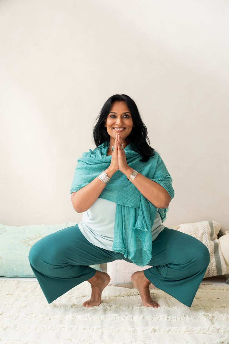 Kamini Desai: 'Vervulling vind je alleen van binnen’ ⋆ Yoga Online