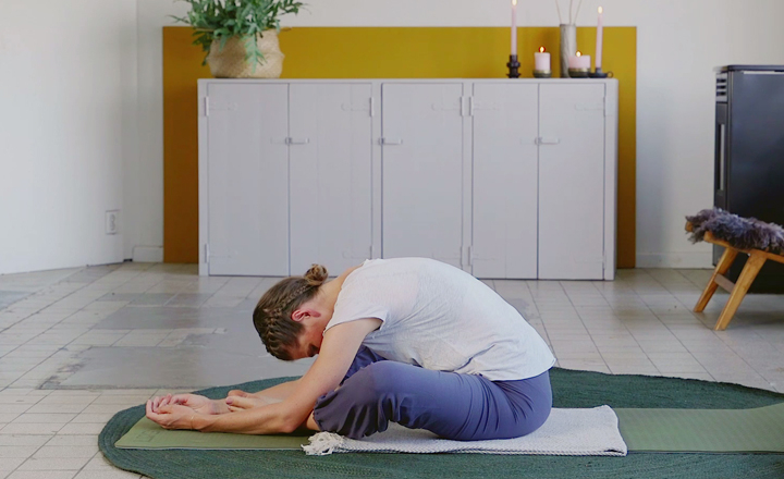 Van je hoofd naar je hart met Yin yoga ⋆ Yoga Online